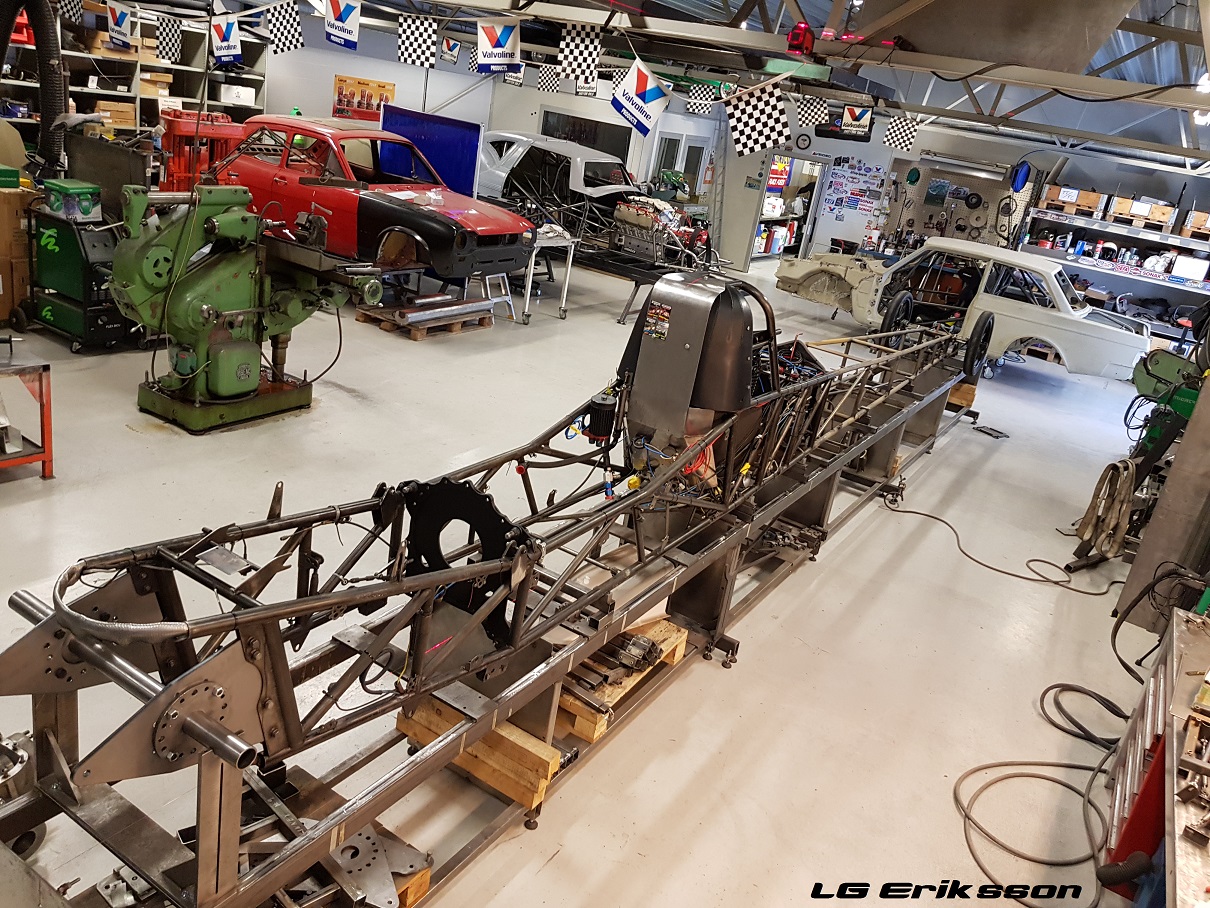 Chassis shop